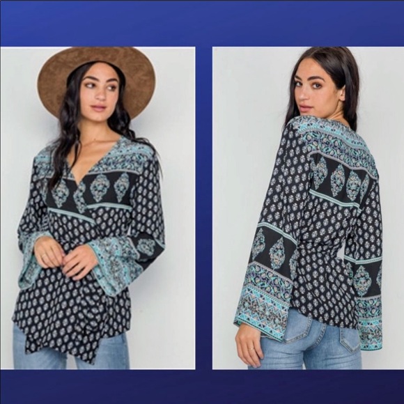 Hummingbird | Tops | Blouse | Poshmark